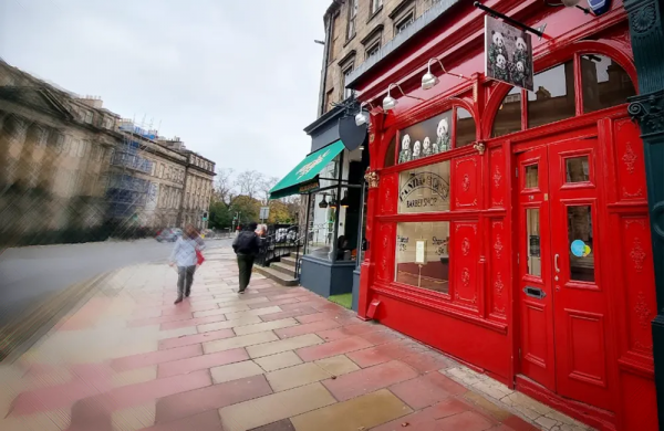 10 Best Bars in Edinburgh Loved by Locals! - VisitScotland.Travel
